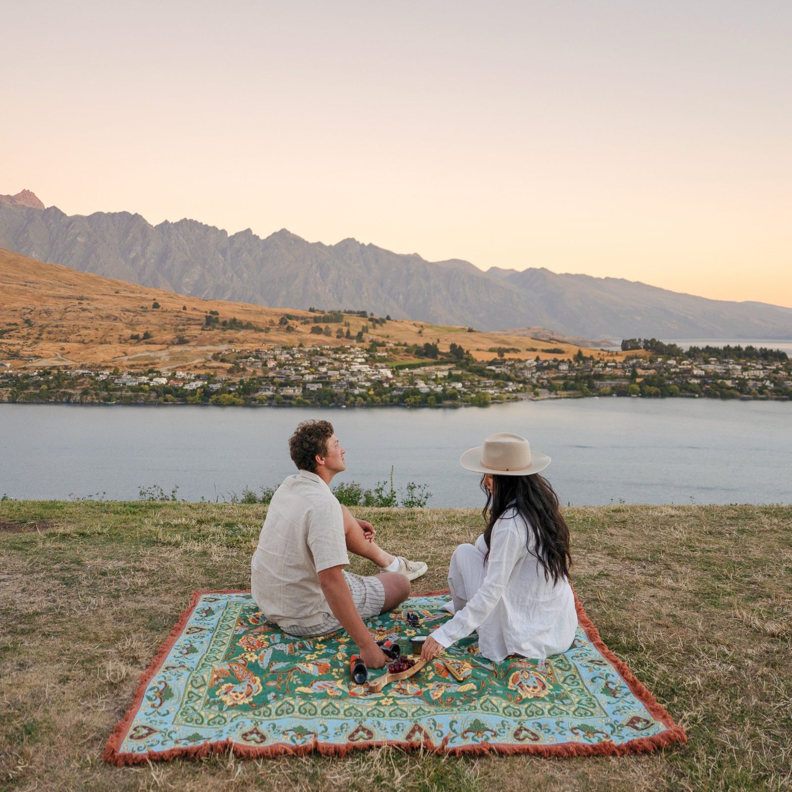 Beach Mats Australia | Large Boho Beach Blanket & Woven Beach Rugs – ISLA