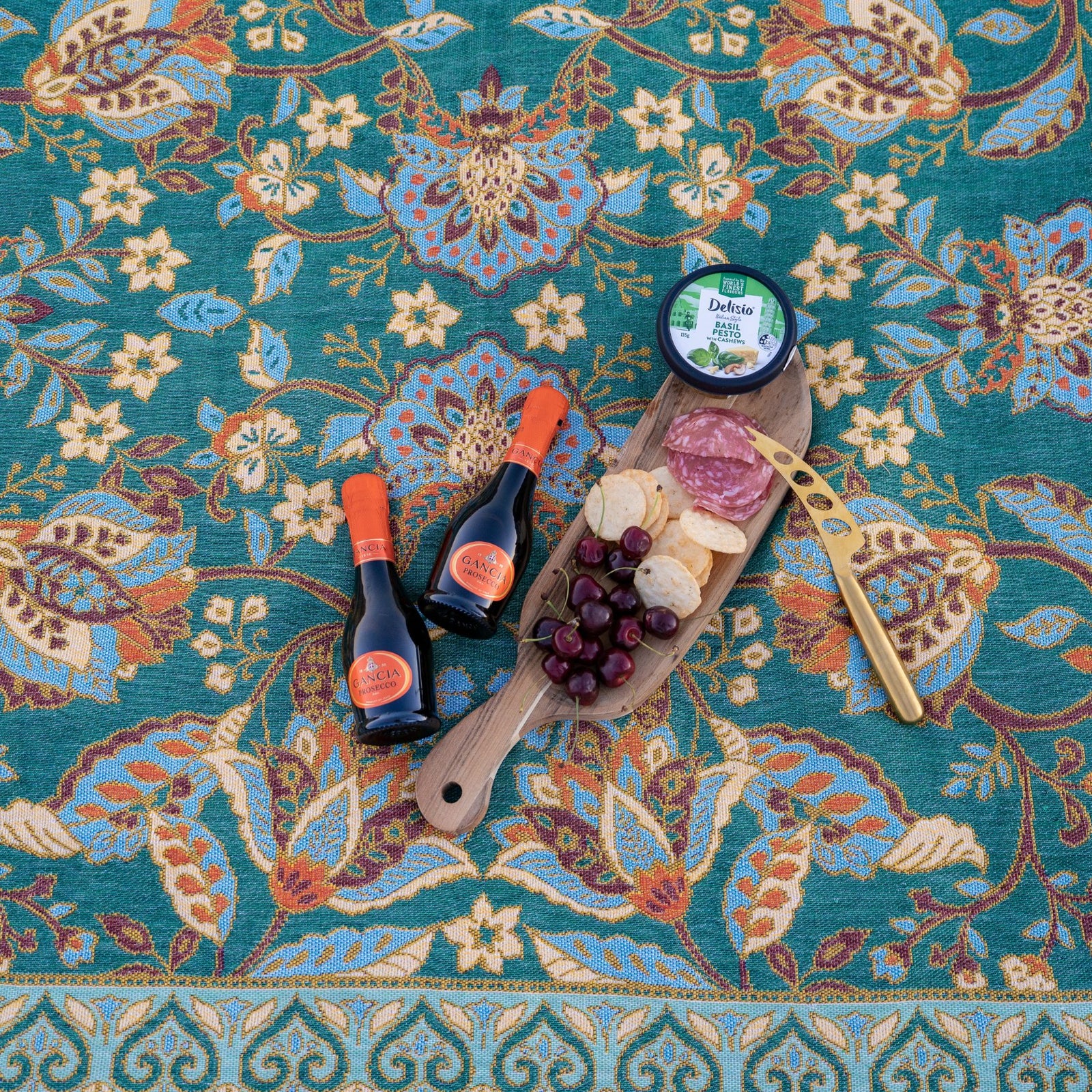 Beach Mats Australia | Large Boho Beach Blanket & Woven Beach Rugs – ISLA